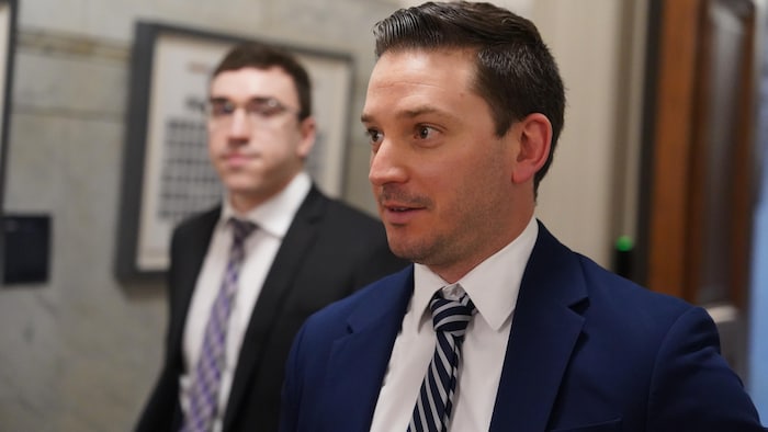 Nomination des juges : Simon Jolin-Barrette obtient le mandat de ...