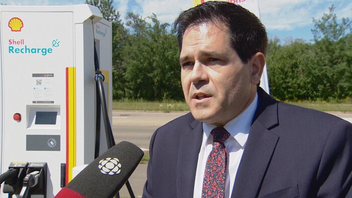 Ottawa apporte un coup de pouce aux bornes électriques dans l’Ouest ...