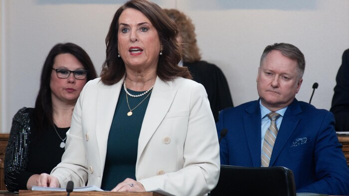 Un budget déficitaire de 152 M$ présenté à Terre-Neuve-et-Labrador ...