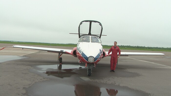 Snowbirds : un retour aux sources fort émouvant pour le Dieppois ...