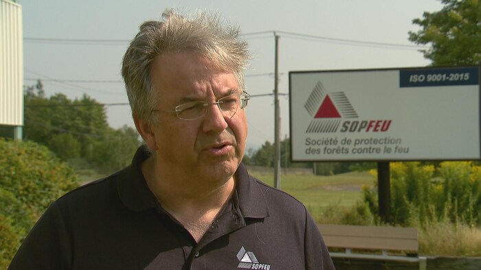 Feux de forêt : une vingtaine de pompiers déployés en Alberta à partir ...