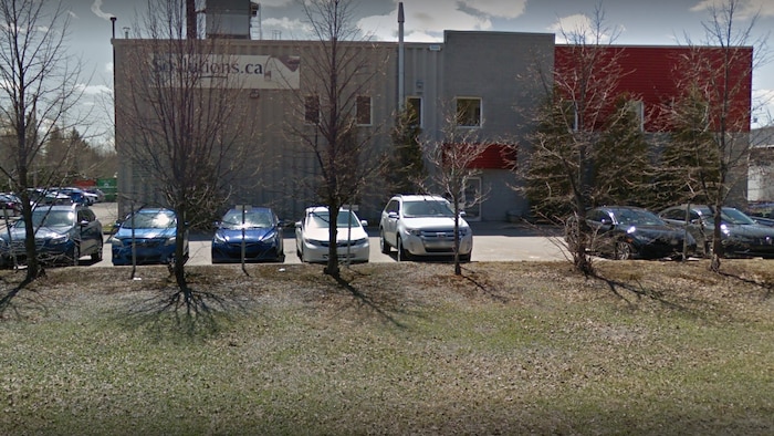 Les pompiers interviennent pour des vapeurs toxiques à Val-Bélair ...