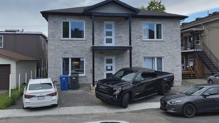 Des stationnements trop petits qui dérangent à Trois-Rivières | Radio ...