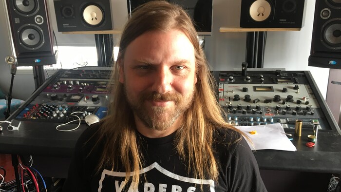 Dear illusion, le long chemin de résilience de Steve Hill | Radio-Canada