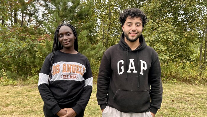 À une semaine de la rentrée, l’expérience de deux étudiants étrangers à ...