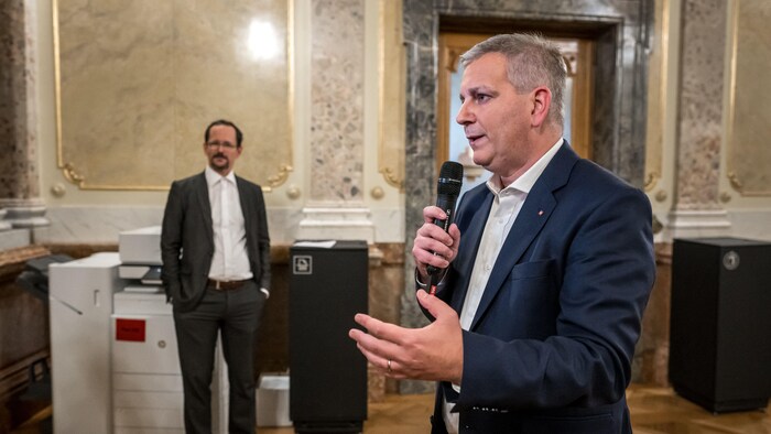 Virage à droite du Parlement suisse aux législatives | Radio-Canada