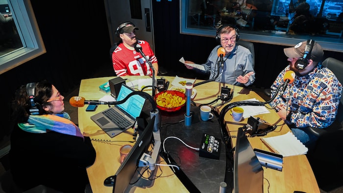 Radio-Canada résonne en Acadie depuis 70 ans | Radio-Canada