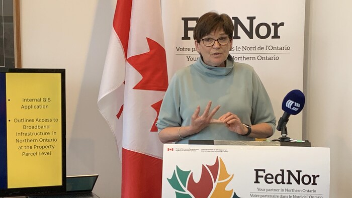 Réduire la fracture numérique dans le Moyen-Nord de l’Ontario | Radio ...