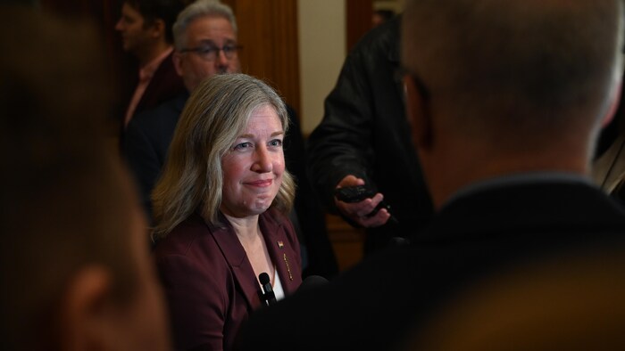 Discours du Trône : des « décisions difficiles » à venir | Radio-Canada