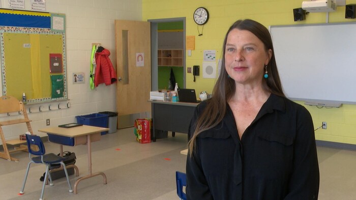 L'École du Boisé de Sept-Îles en mode COVID-19 | Radio-Canada