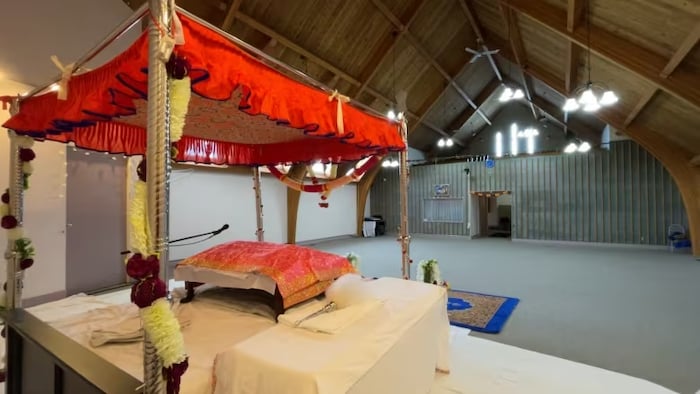 La communauté sikhe de Red Deer achète une église et y installe son ...