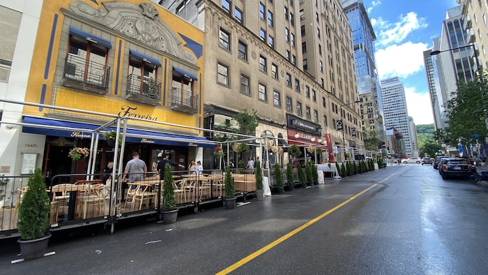 Montréal permet le redéploiement des chapiteaux sur les terrasses de la ...
