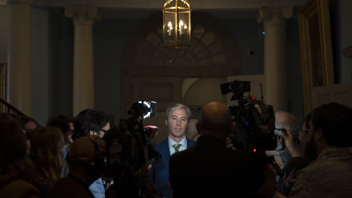 Les députés en Atlantique siègent peu | Radio-Canada