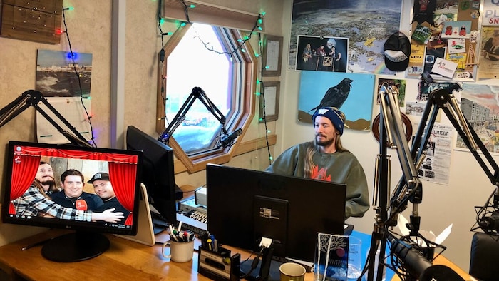 Malgré un refus du CRTC, la station Cabin Radio de Yellowknife ne ...