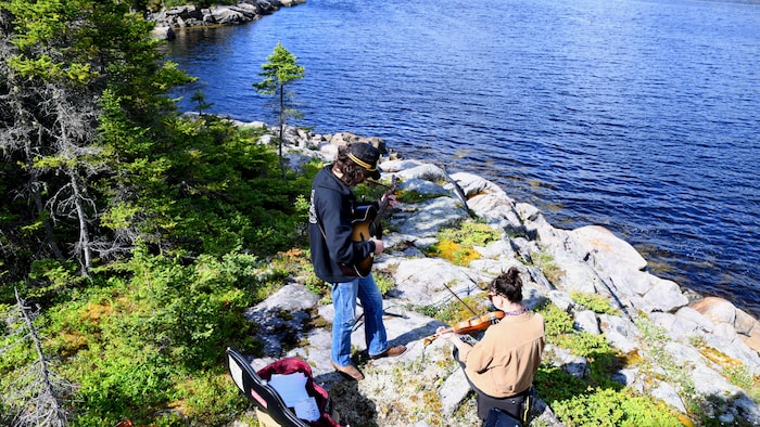 Sur la route avec la relève au Festival de la chanson de Tadoussac ...
