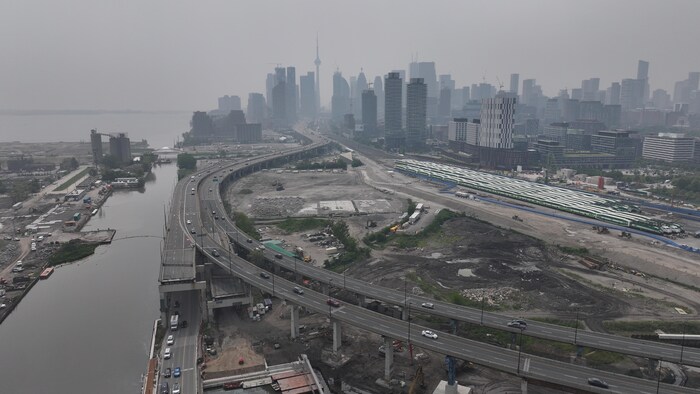 La mauvaise qualité de l’air continue d’affecter les Ontariens samedi ...