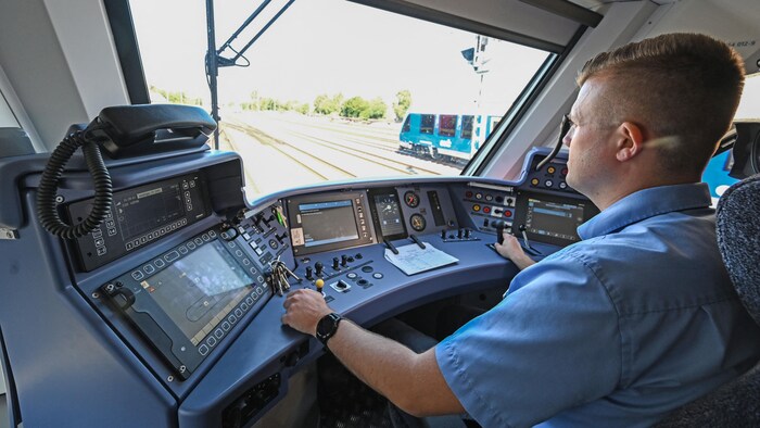 L’Allemagne inaugure la première flotte de trains à hydrogène au monde ...