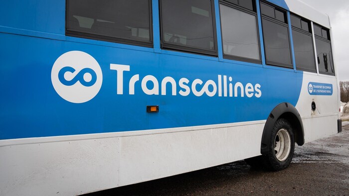 Transcollines lance son service à la demande dans la municipalité de Pontiac | Radio-Canada