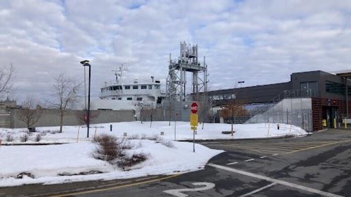Reprise du service de traversier entre Québec et Lévis | Radio-Canada