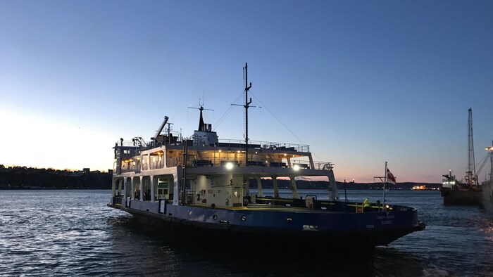 Grève en fin de semaine au traversier de Sorel-Saint-Ignace-de-Loyola ...