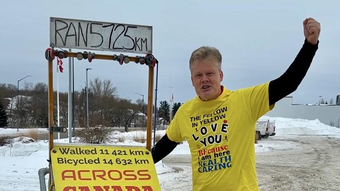 Trevor Redmond, le « compagnon en jaune » qui interpelle les ...