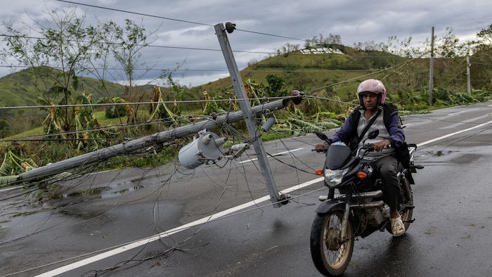 Philippines : au moins 5 morts après le passage du « super typhon ...