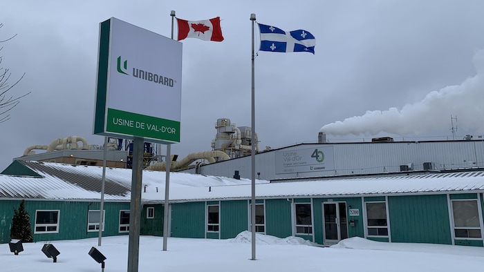 Uniboard garde le cap sur sa modernisation de l’usine de Val-d’Or ...