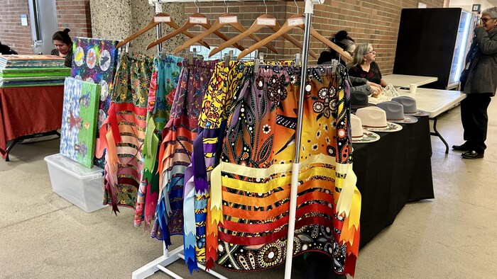 Célébrations de l’art autochtone : un pont entre génération et culture ...