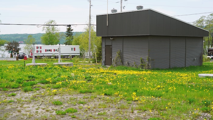 Des recommandations pour la pérennité du lac Saint-Mathieu | Radio-Canada