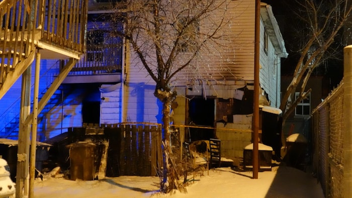 Trois morts dans l’incendie d’un triplex dépourvu de détecteur de fumée ...