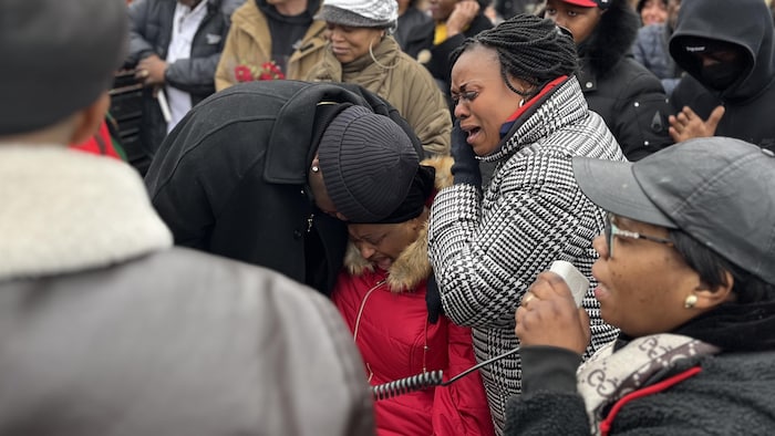 « Je suis très abattu » : la famille Kongolo pleure son père et son ...