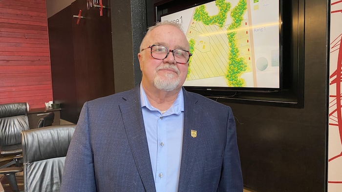 Maricourt « prend un pas de recul » dans le développement du terrain du ...