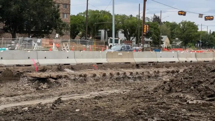 La découverte d’une ancienne voie de tramway à Edmonton fascine des ...