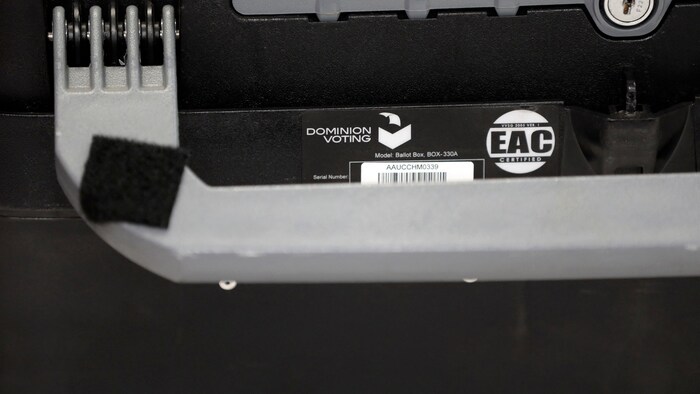 Une chaîne pro-Trump règle à l’amiable avec le fabricant de logiciel ...