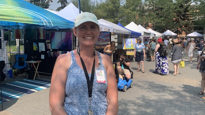 L’Art Walk était de retour avec 400 artistes à Edmonton | Radio-Canada
