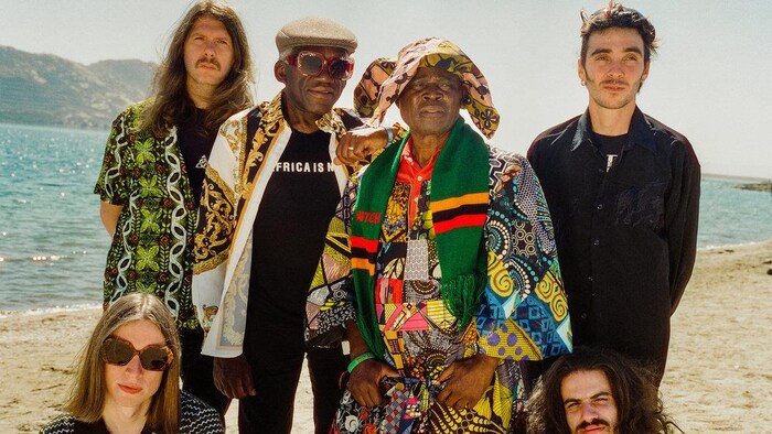 L’incroyable renaissance du groupe Witch, pionnier du zamrock | Radio ...