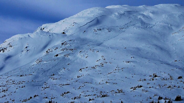 Le risque d’avalanche est élevé au Yukon | Radio-Canada