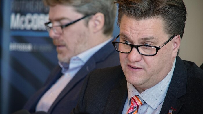 Baie-Comeau suspendra les intérêts sur l'impôt foncier de certains ...