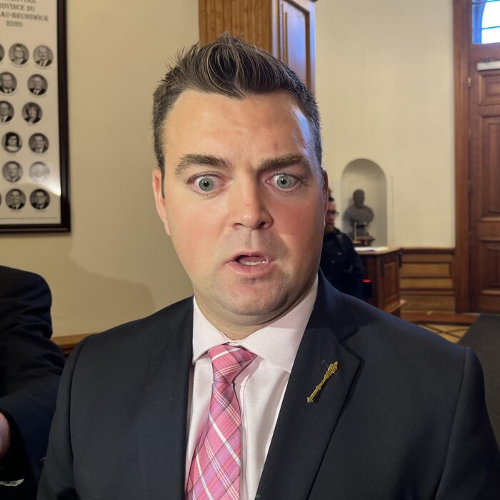 Le peu de détails sur les éclosions de COVID-19 dans les foyers de ...