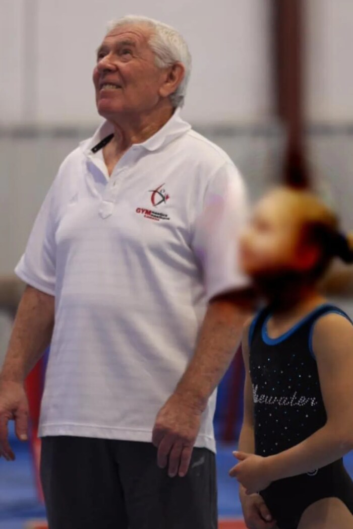 Le PDG de Gymnastique Canada a promu un entraîneur malgré des plaintes ...
