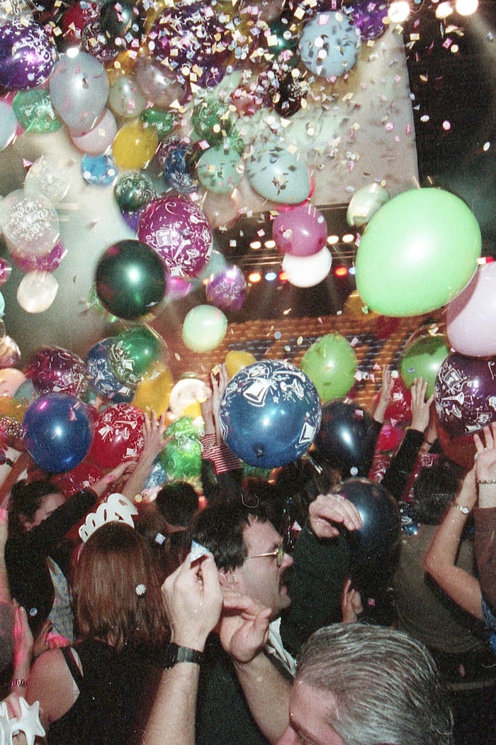 Il y a 25 ans, le bogue de l’an 2000 | Radio-Canada