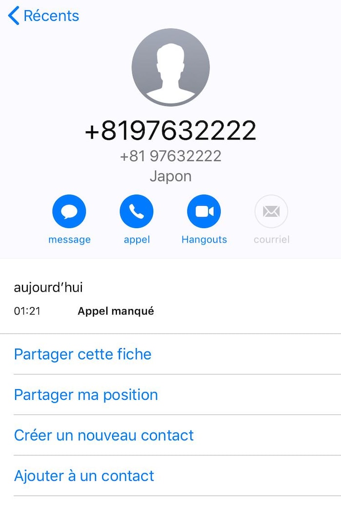 Des appels nocturnes dérangeants liés au #2222 | Radio-Canada