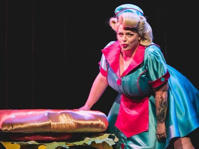 La scène burlesque des T.N.-O. en plein essor | Radio-Canada