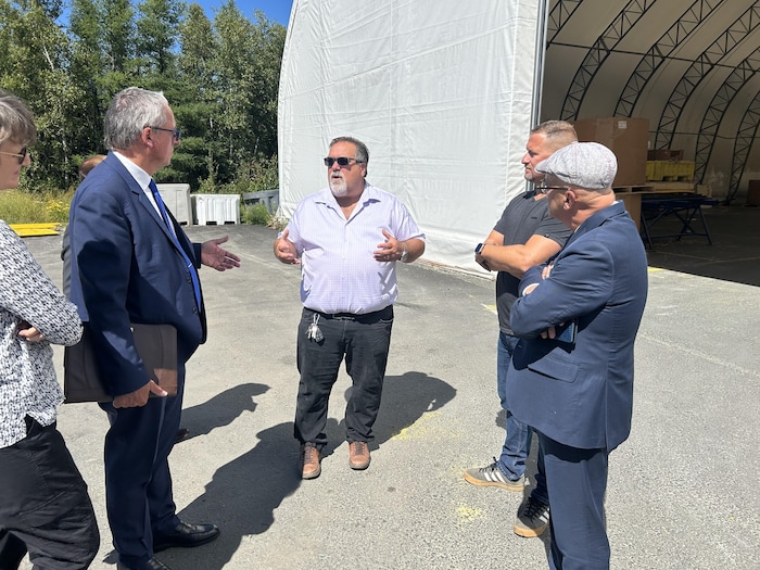 Le consul de France en visite dans la Péninsule pour favoriser les ...