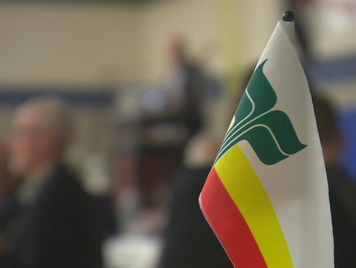 Le drapeau franco-manitobain a 40 ans | Radio-Canada