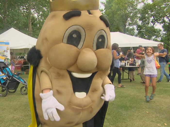 La pomme de terre à la conquête des Prairies | Radio-Canada