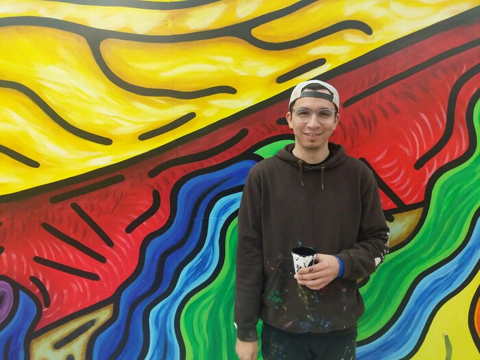 Une oeuvre murale au Manitoba rend hommage aux enfants des pensionnats ...