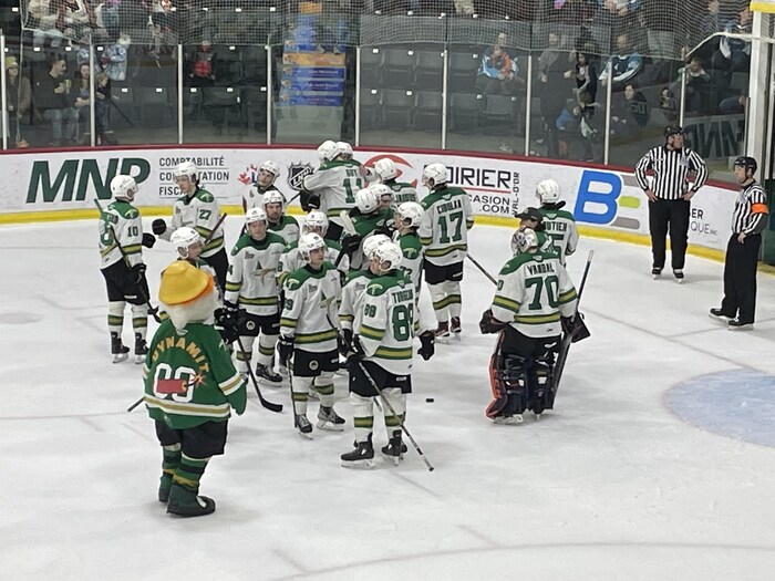 Les Foreurs lancent un cri du coeur à leurs partisans | Radio-Canada