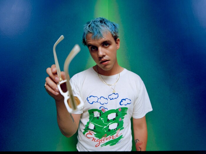 Les Louanges dévoile un nouveau titre avec le chanteur français Ichon ...