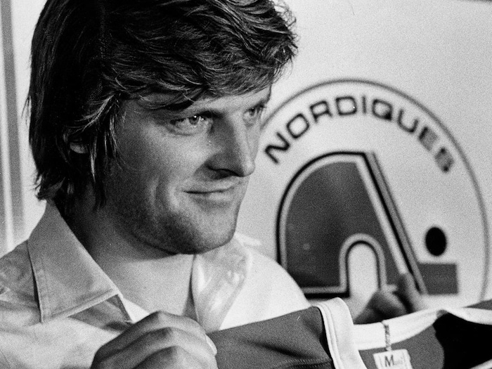 Il y a 40 ans, l’évasion spectaculaire des frères Stastny | Radio-Canada